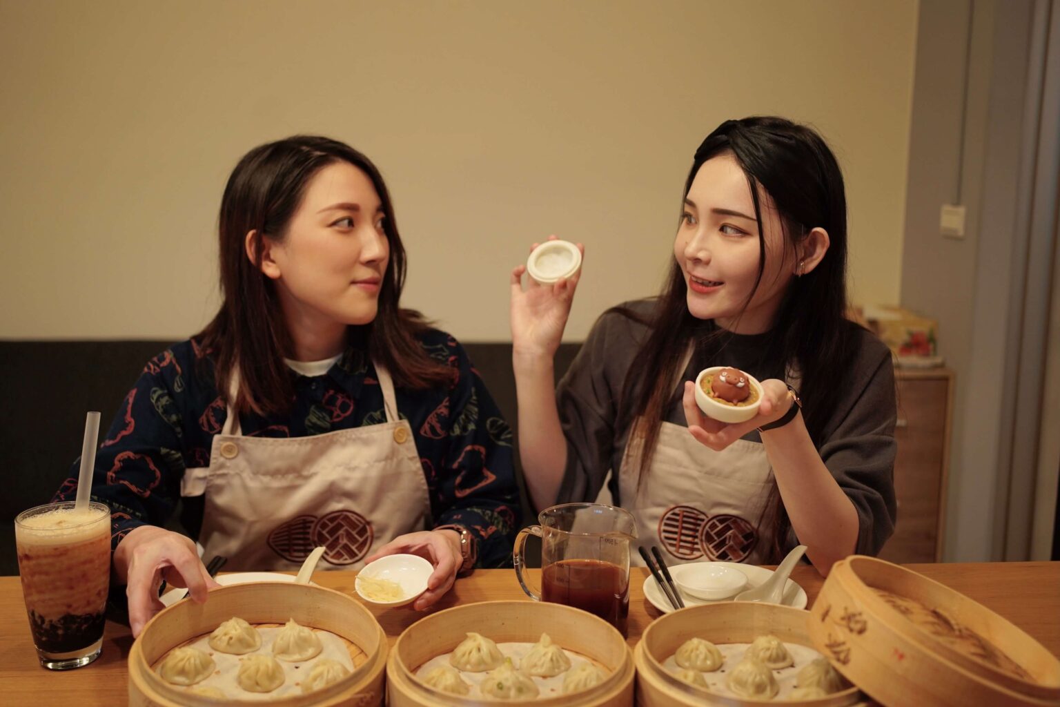 台湾料理体験ができる料理教室！小籠包にタピオカミルクティーまで楽しくDIY〜CookCorner 廚藝角落〜 | 100以上のローカル観光地やツアー情報掲載中 | 台湾プラス