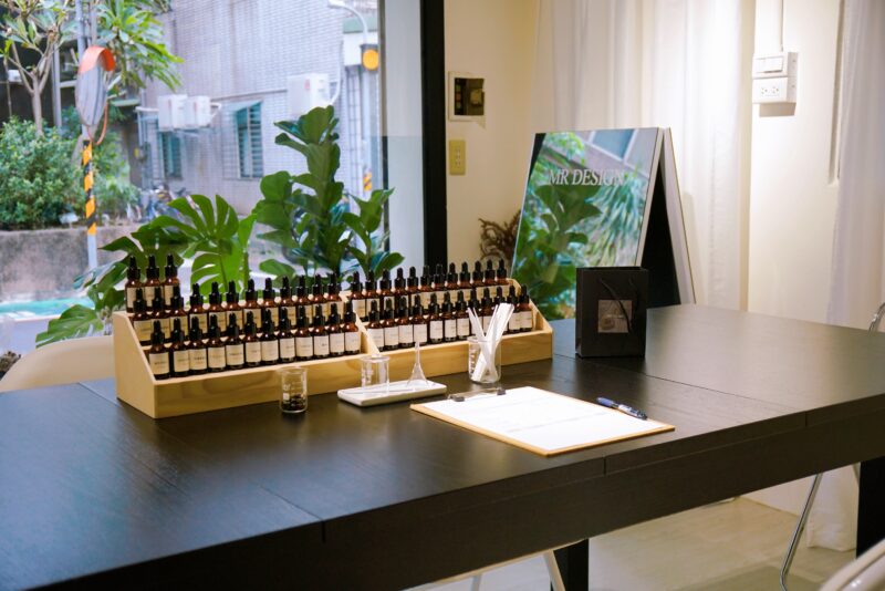 自分だけの香りのアロマが作れるDIYスタジオ〜MR Design Studio〜 | 100以上のローカル観光地やツアー情報掲載中 | 台湾プラス